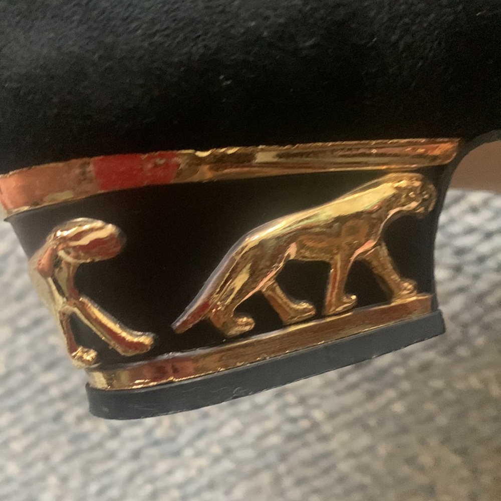 Ramon Tenza Vintage Low Pump With Gold Tigers!!! - Gem